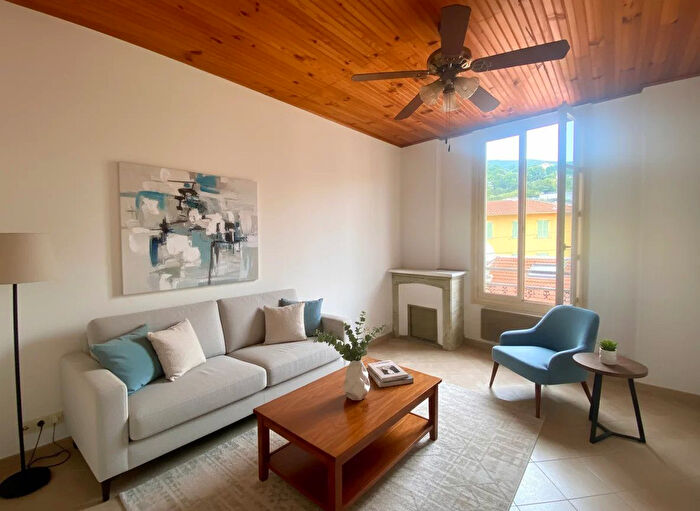 Appartement à vendre - Menton, Hôtel de Ville, Vieille Ville, Musée, Madone, Carnolès - 3 pièces - 2 chambres