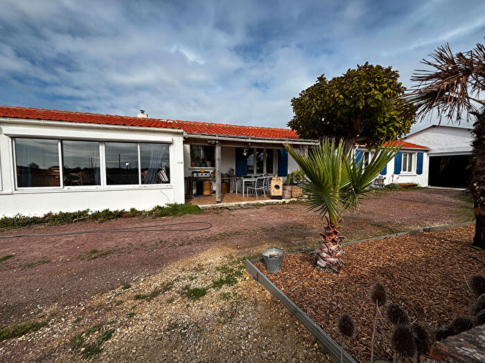 Saint-Pierre-d'Oléron : Maison 5 pièces à vendre