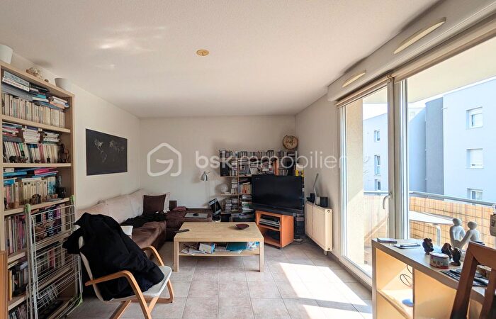 Appartement à vendre - Strasbourg, Koenigshoffen, Hohberg - 2 pièces - 1 chambre
