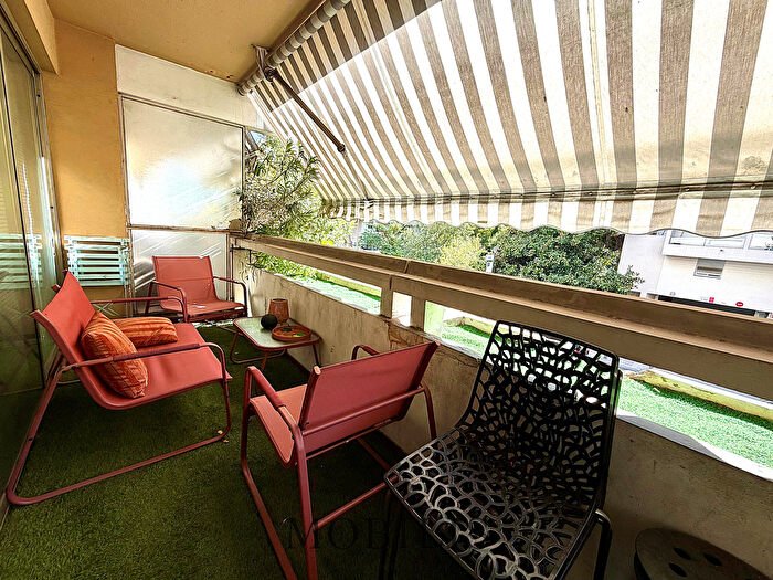 Appartement 1 pièce à vendre à Marseille 8ème, Saint-Giniez