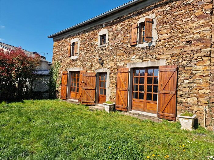 Maison à vendre - Saint-Pierre-de-Trivisy - 6 pièces - 4 chambres