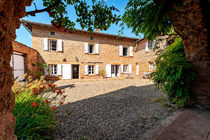 Maison à vendre - Ville-sur-Jarnioux - 10 pièces - 6 chambres