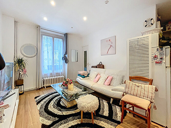 Appartement à vendre - Melun - 2 pièces - 1 chambre