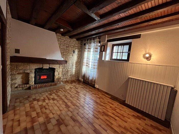 Maison à louer - Saint-Genou - 2 pièces - 1 chambre