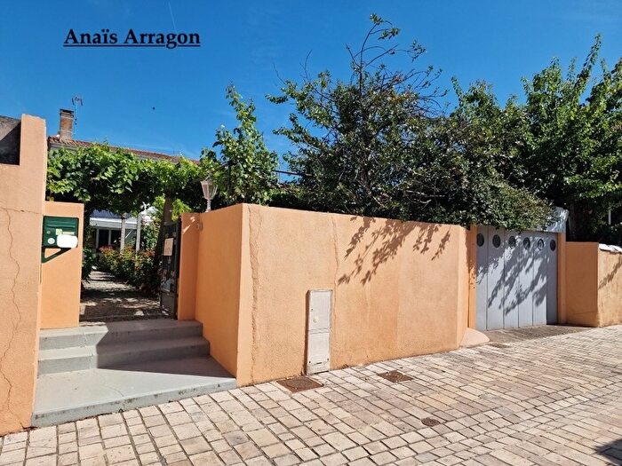 Maison à vendre - Sainte-Livrade-sur-Lot - 4 pièces - 3 chambres