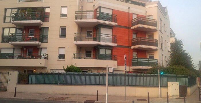 Appartement à louer - Poissy - 3 pièces - 2 chambres