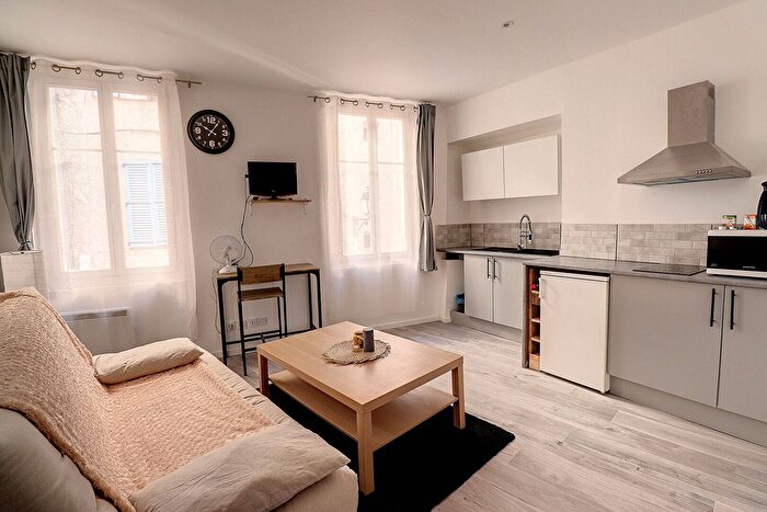 Appartement à louer - La Ville, Lorgues - 1 pièce