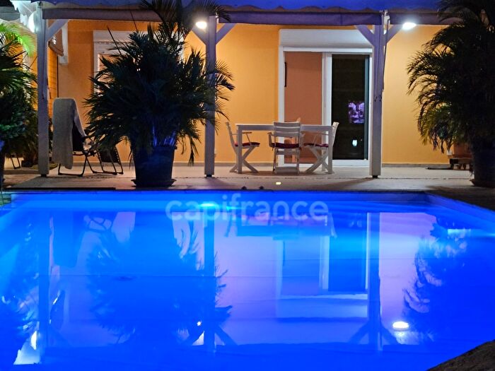 Maison à vendre - Sainte-Anne - 5 pièces - 3 chambres