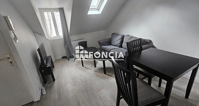 Appartement à vendre - Saint-Germain-en-Laye, Centre-ville, Quartiers forestiers - 2 pièces - 1 chambre