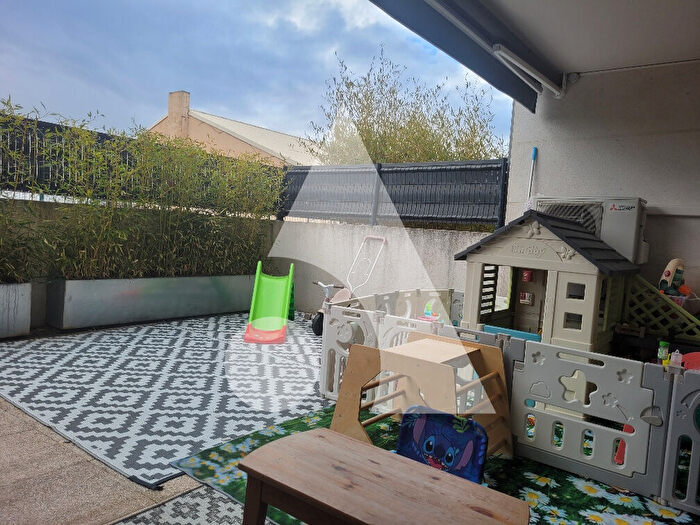 Appartement à vendre - Pertuis, Centre-ville, Fours à Chaux, Claret - 2 pièces - 1 chambre