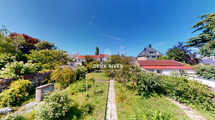 Maison 7 pièces à Nantes, Longchamp, Rond-Point de Rennes, Perverie, Américains, à vendre
