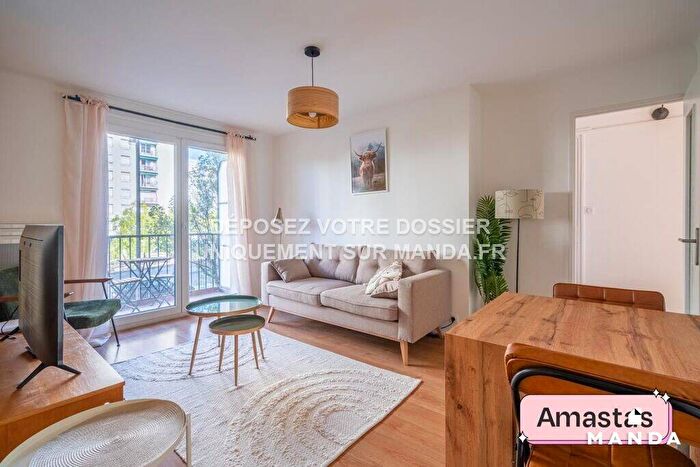 Appartement à louer - Sainte Marguerite, Marseille ème arrondissement - 4 pièces - 1 chambre