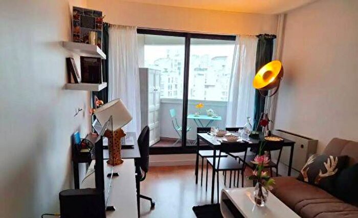Cimetiere, Créteil : Appartement 1 pièce à louer