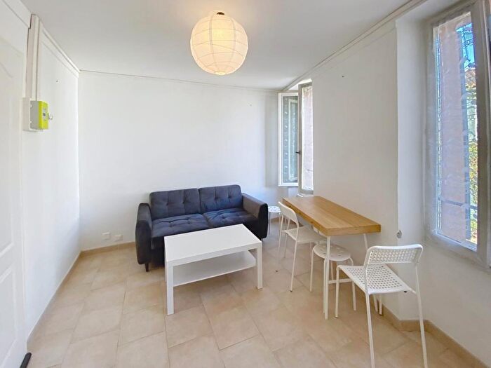 Appartement à louer - Cogolin, Centre-ville, Subeiran, Pas de Grimaud - 2 pièces - 1 chambre