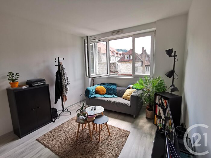 Appartement 3 pièces à Besançon, Boucle, Chapelle des Buis, à louer