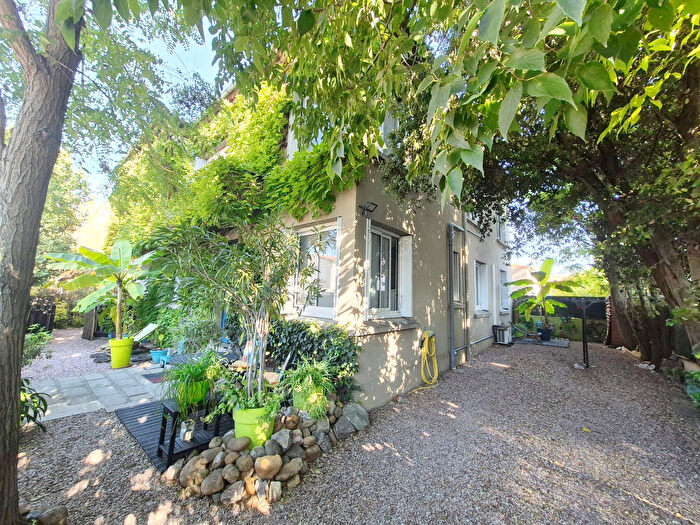 Maison à vendre - Carcassonne - 8 pièces - 4 chambres