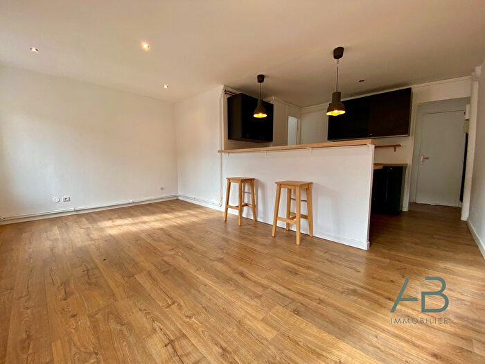 Lille, Wazemmes - Appartement 2 pièces à louer
