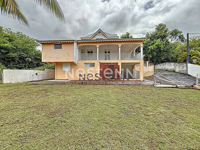 Maison à vendre - Le Gosier - 6 pièces - 4 chambres