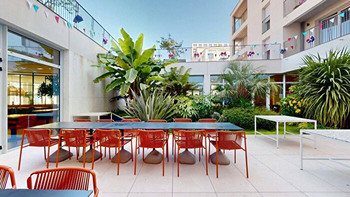 Appartement à louer - Saint Cybard-Houmeau, Angoulême - 2 pièces - 1 chambre