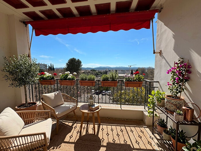 Appartement à vendre - Aix-en-Provence, Saint-Donat, Les Platanes - 4 pièces - 3 chambres