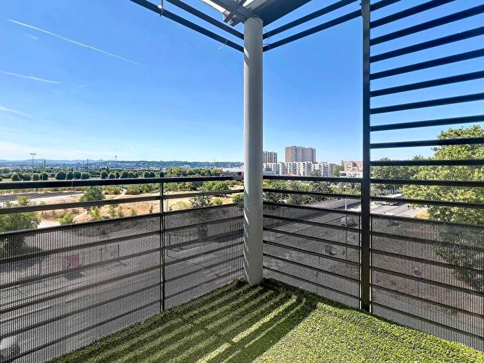 Centre-Max Barel-Centre Nord, Vénissieux - Appartement 4 pièces à louer