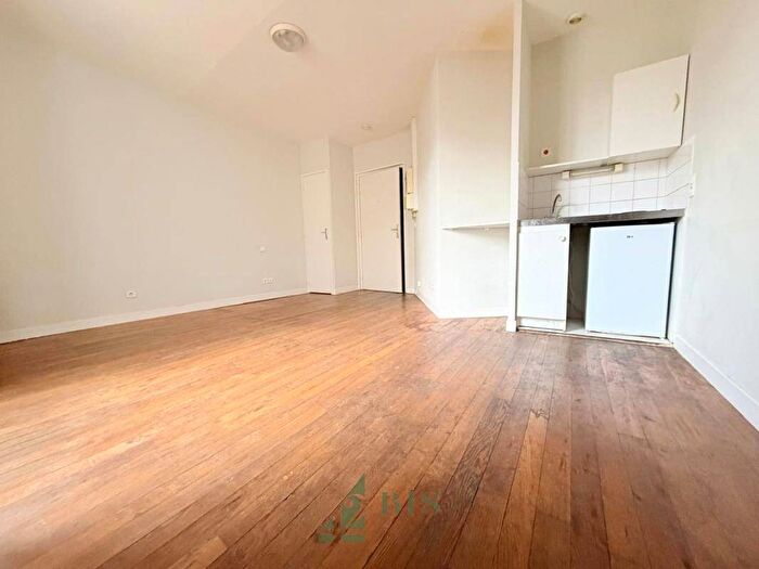 Appartement à louer - Roanne - 1 pièce