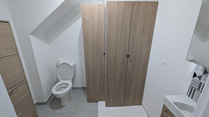 Antibes, Rabiac, Carriat, Les Semboules, Les Brusquets : Maison 4 pièces à louer