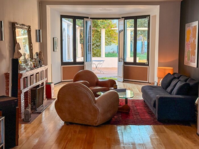 Maison à vendre - Condom - 8 pièces - 4 chambres