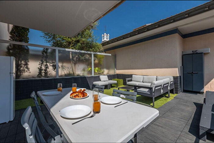 Appartement à vendre - Cannes, Prado, République - 2 pièces - 1 chambre