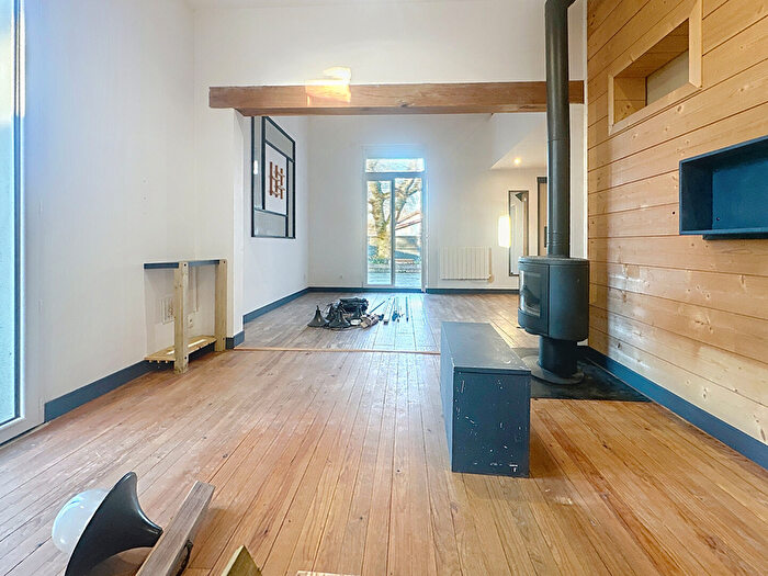 Maison à vendre - Saint-Médard-en-Jalles, Caupian, Cérillan, Hastignan, Issac - 6 pièces - 4 chambres