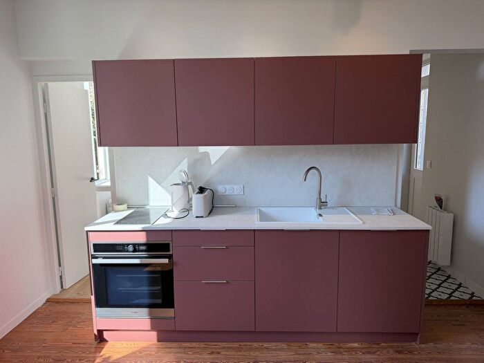 Maison à louer - Lyon ème arrondissement - 2 pièces - 1 chambre