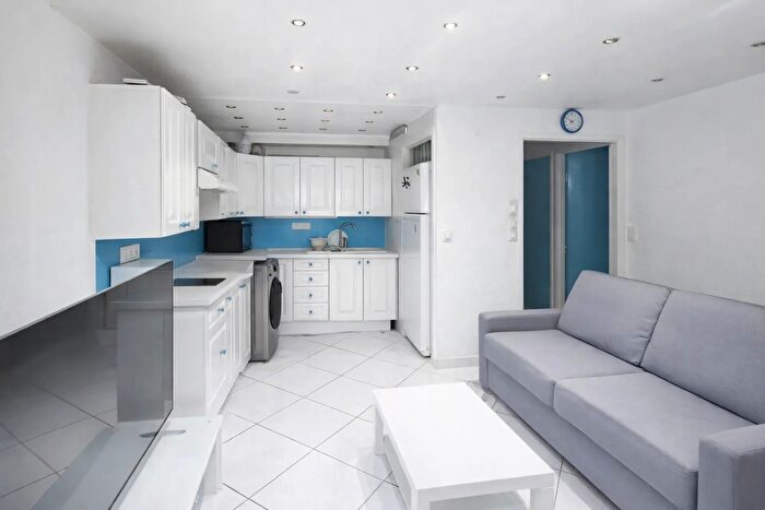 Appartement à vendre - Saint-Mandrier-sur-Mer - 2 pièces - 1 chambre