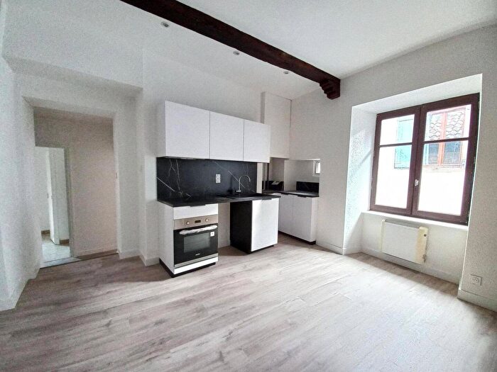 Centre Ancien, Millau : Appartement 2 pièces à louer