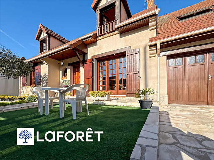 Maison à vendre - Morsang-sur-Orge, Buisson - 6 pièces - 4 chambres