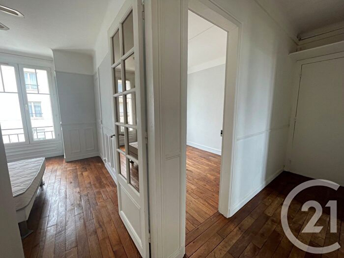 Asnières-sur-Seine, Centre-ville : Appartement 3 pièces à vendre