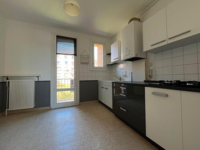 Appartement à louer - Annonay, Sainte-Marie, Croze, Sacoga, Zodiaque - 3 pièces - 2 chambres