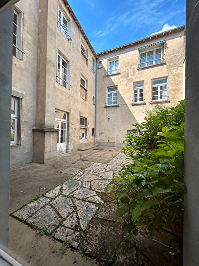 Appartement à vendre - Poitiers, Centre-ville - 5 pièces - 3 chambres