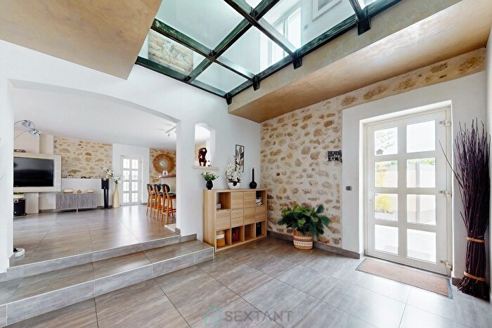 Maison à vendre - Istres, Trigance - 6 pièces - 4 chambres