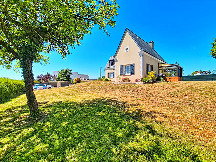 Maison 6 pièces à Mûrs-Erigné, à vendre