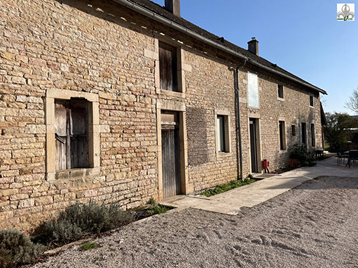 Maison à vendre - Sainte-Marie-la-Blanche - 5 pièces - 4 chambres