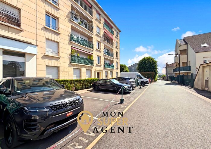 Appartement 4 pièces à Melun, Centre-ville, à vendre