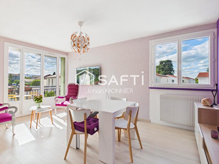 Appartement 3 pièces à Villefranche-sur-Saône, Centre-ville, à vendre