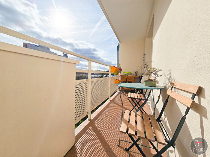 Appartement à vendre - Bagnolet, Les Coutures - 3 pièces - 2 chambres