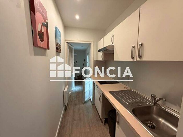 Appartement à louer - Saint Augustin, Tauzin, Alphonse Dupeux, Bordeaux - 2 pièces - 1 chambre