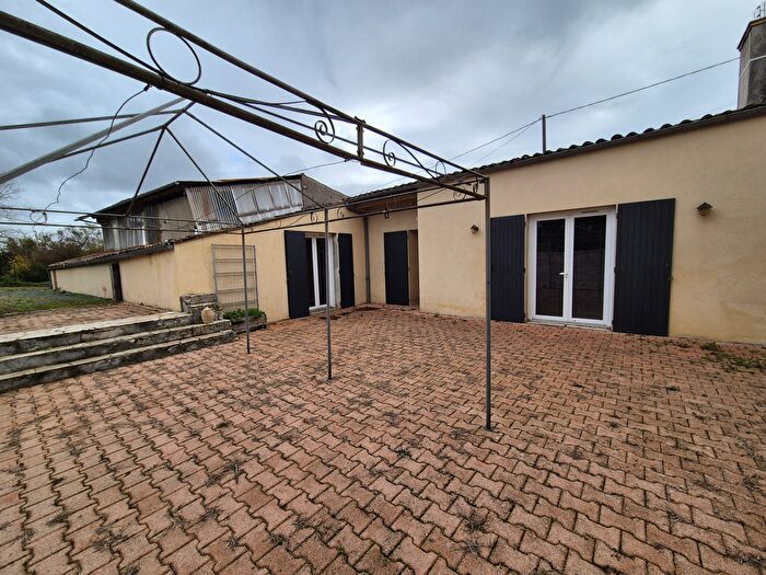 Maison à vendre - Saint-Félix - 4 pièces - 3 chambres