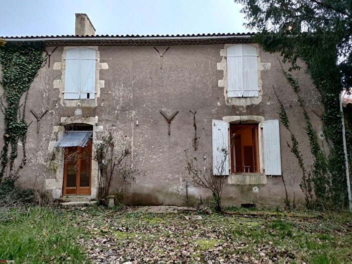 Maison à vendre - Mareuil-sur-Lay-Dissais - 3 pièces - 1 chambre