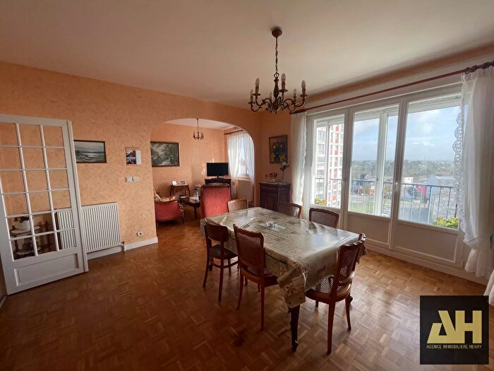 Appartement à vendre - Brest, Saint-Marc, Kérampéré - 4 pièces - 2 chambres