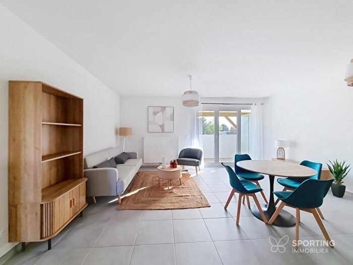 Appartement à louer - Artigues-près-Bordeaux - 3 pièces - 2 chambres