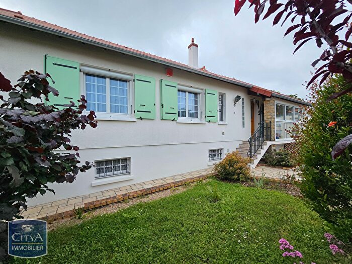 Maison à vendre - Châteauroux, La Brauderie, Le Grand Poirier, Les Chevaliers - 5 pièces - 4 chambres