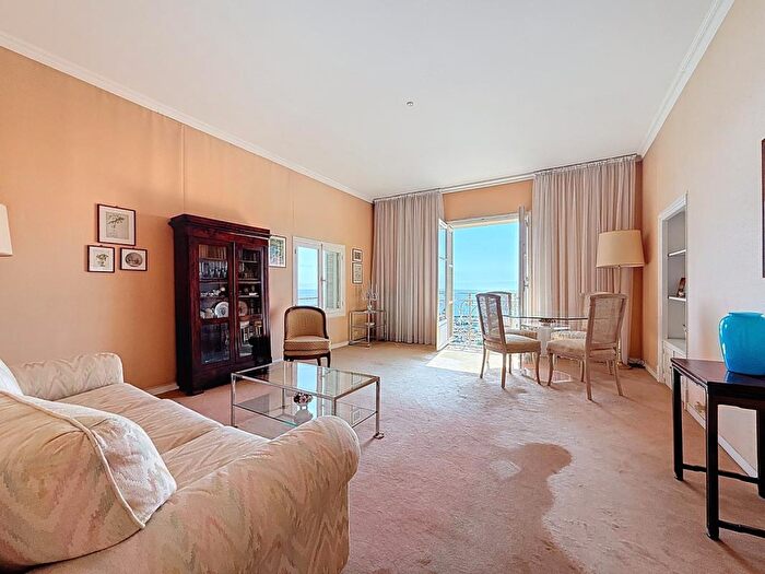 Appartement à vendre - Beaulieu-sur-Mer - 3 pièces - 2 chambres